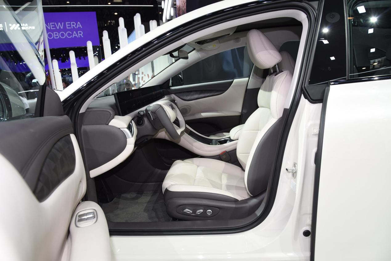 小米SU7的真对手，售价21.99万起，配800V技术与无图NOA-车市号