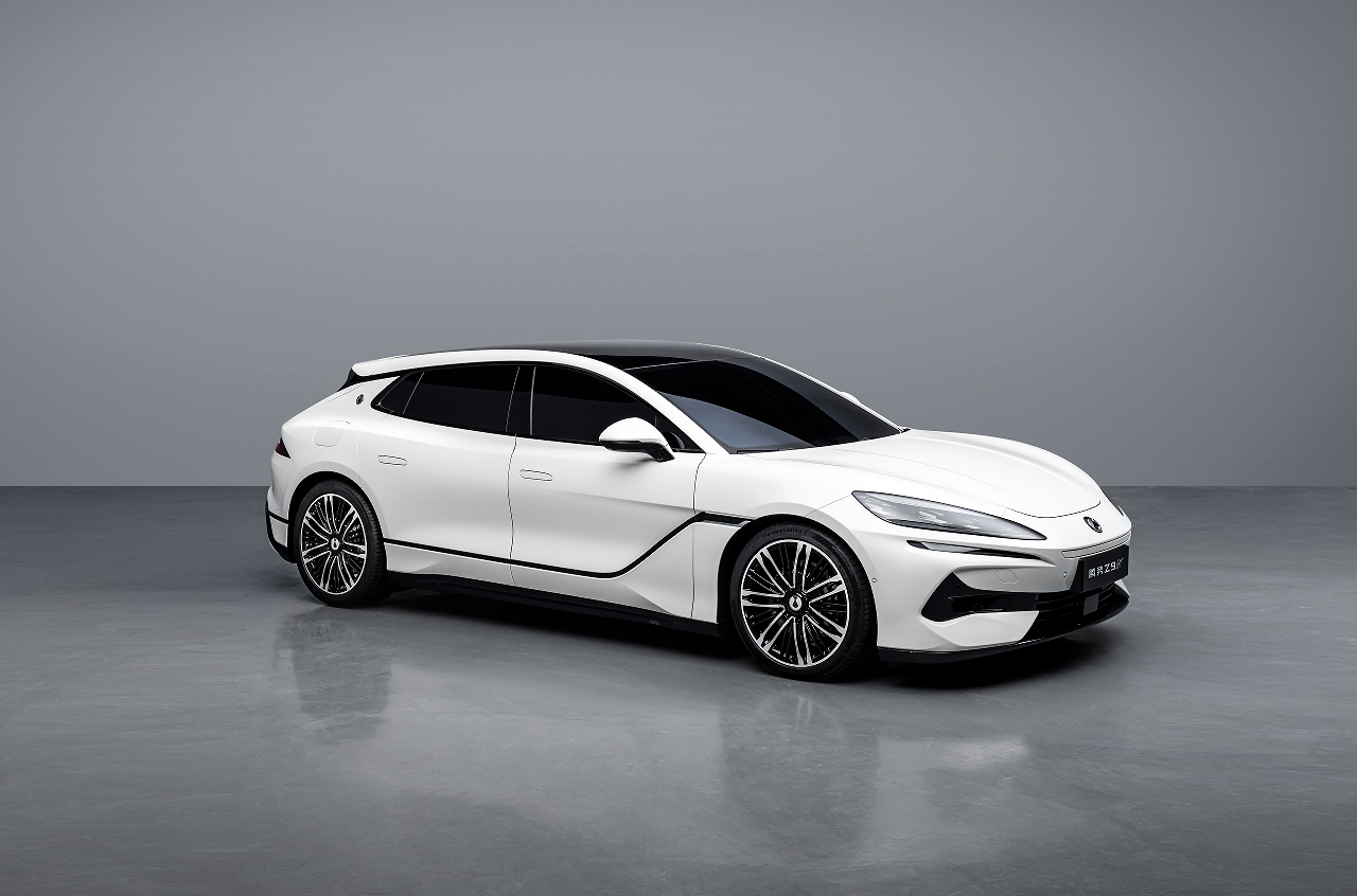 腾势Z9/Z9GT双旗舰亮相成都车展 能否扛起旗舰GT轿车大旗-车市号