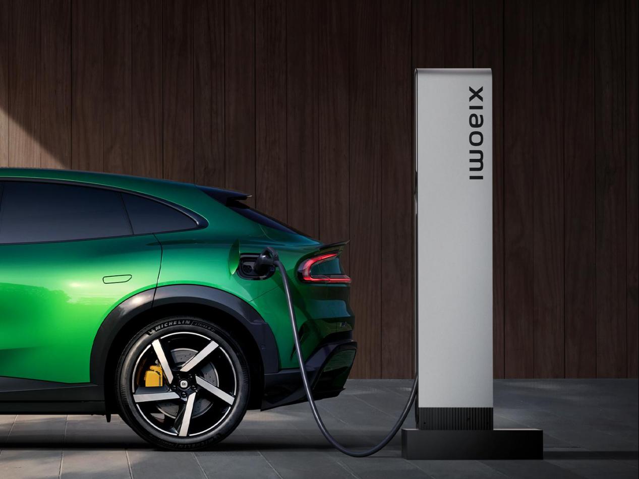 小米YU7全系800V+激光雷达 SU7准车主的天要塌了！-车市号