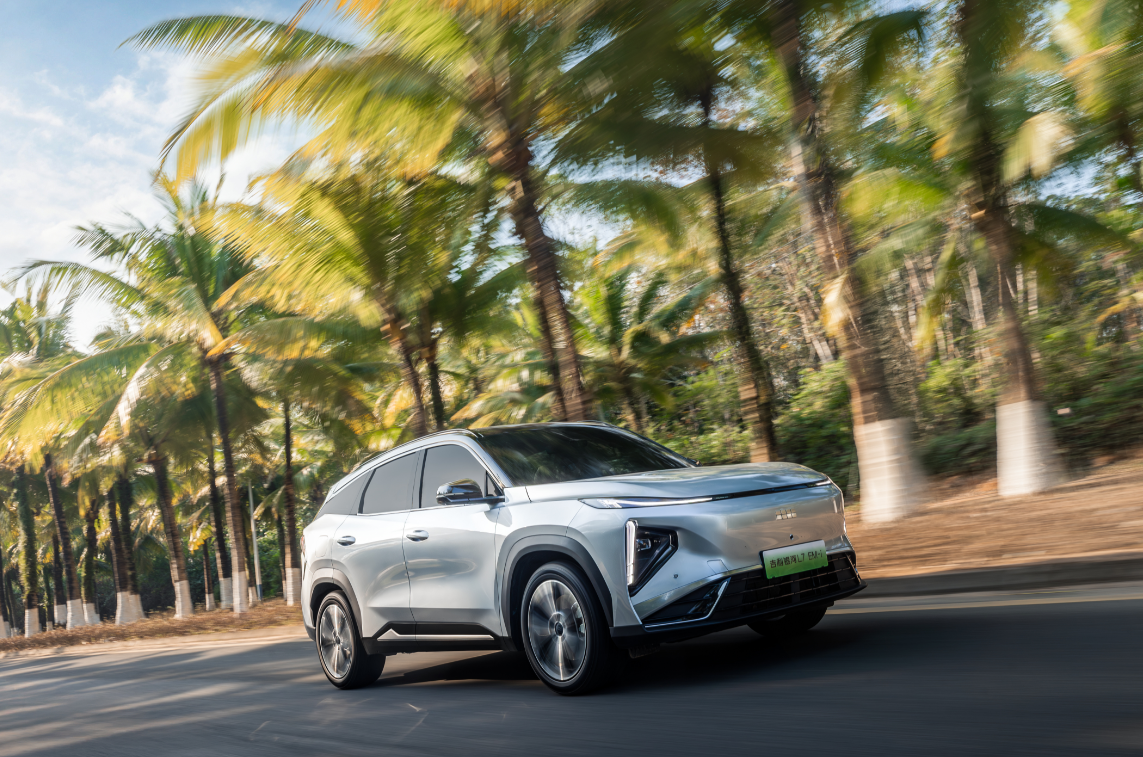 9.98万起，三电终身质保，银河L7 EM-i成家用优选-车市号