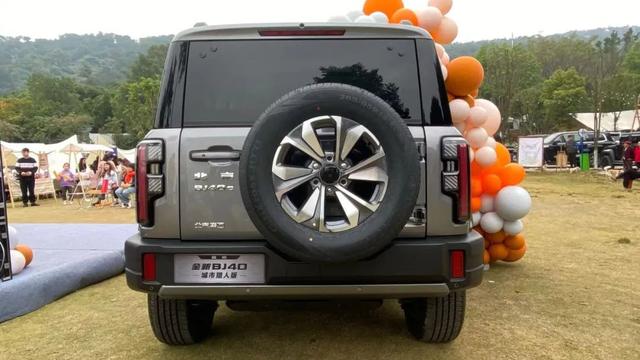 舒适性超坦克300？实拍全新BJ40：这一次升级很走心-车市号