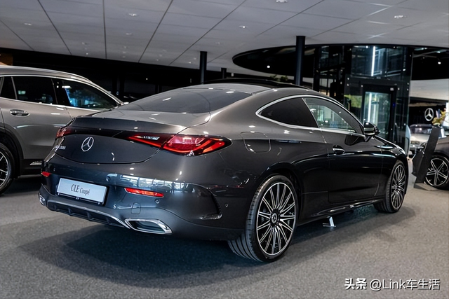 全新奔驰CLE海外实车，主打高颜值，豪华运动轿跑，配3.0T+2.0T-车市号