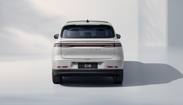 理想L7平替？像极了理想的零跑C10卖12.88万起-车市号