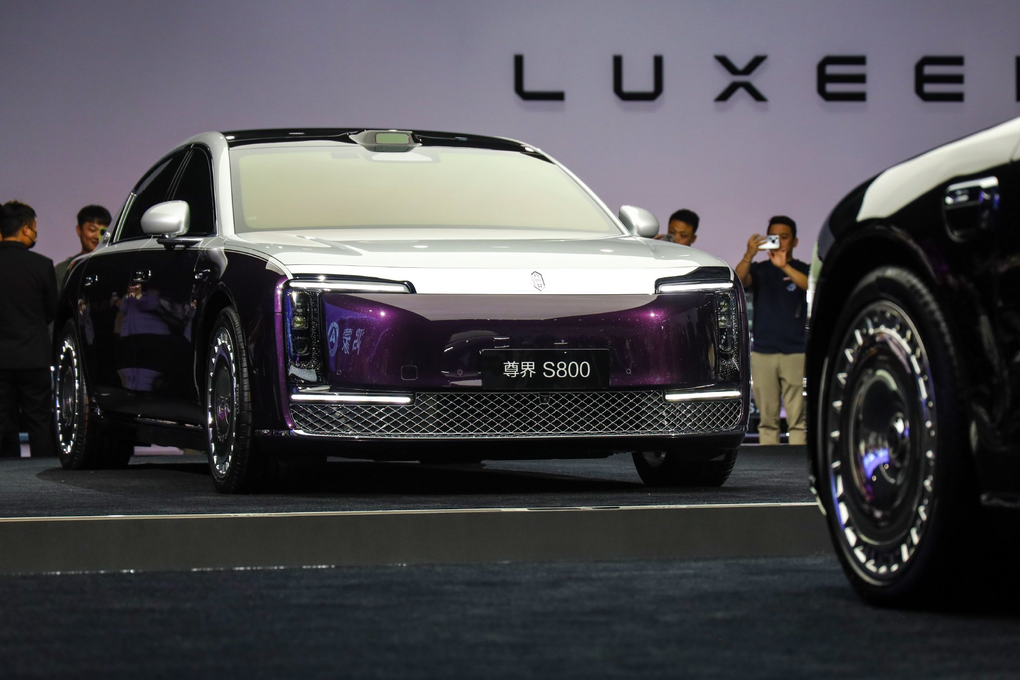 鸿蒙智行尊界S800开启预售 预售价100-150万元-车市号