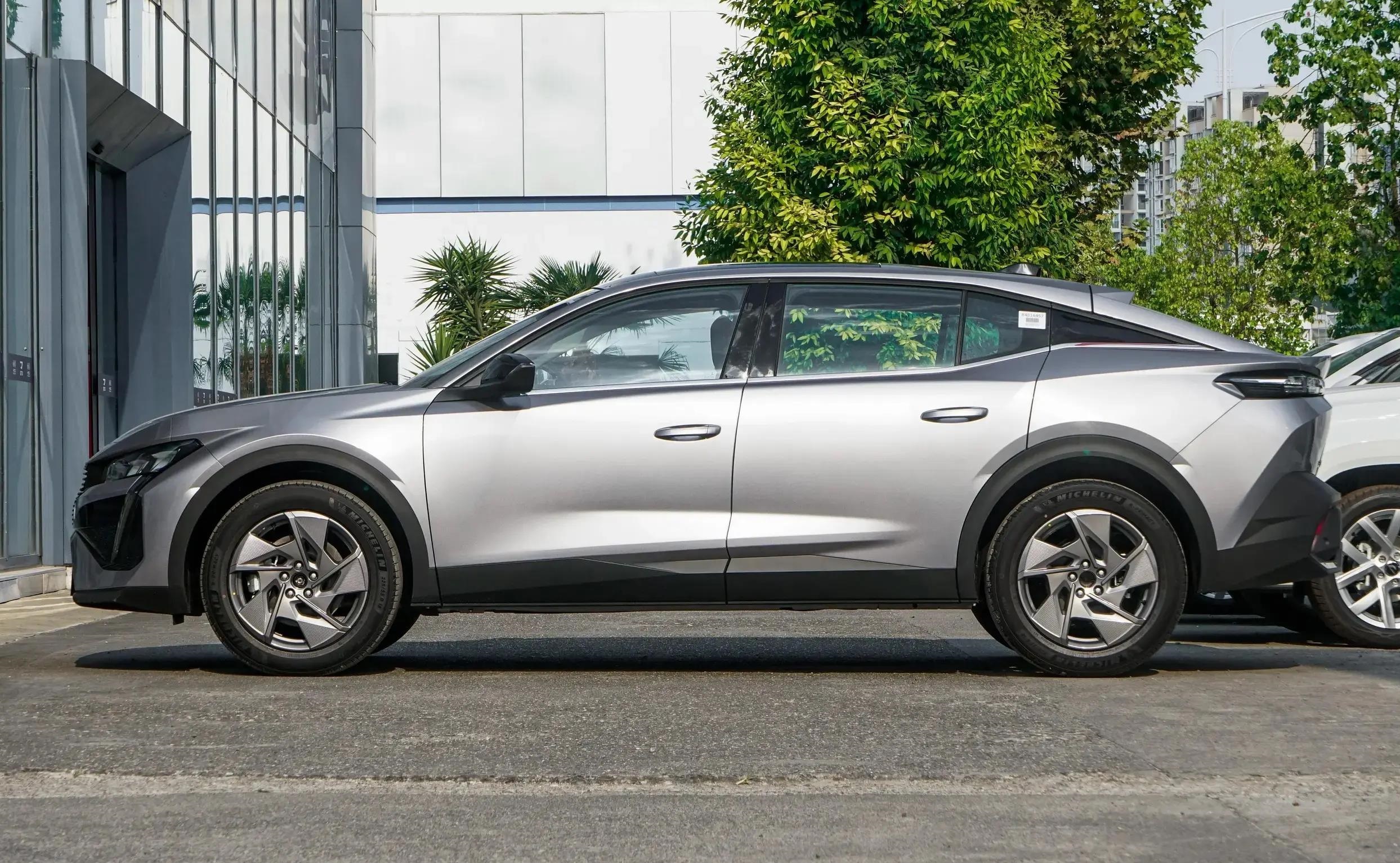 15.37万起，新款东风标致408X上市，配置升级-车市号